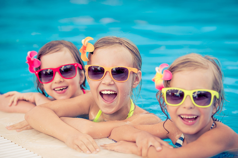 5 Step Checklist to Making Sure Your Children Are Safe Around the Pool